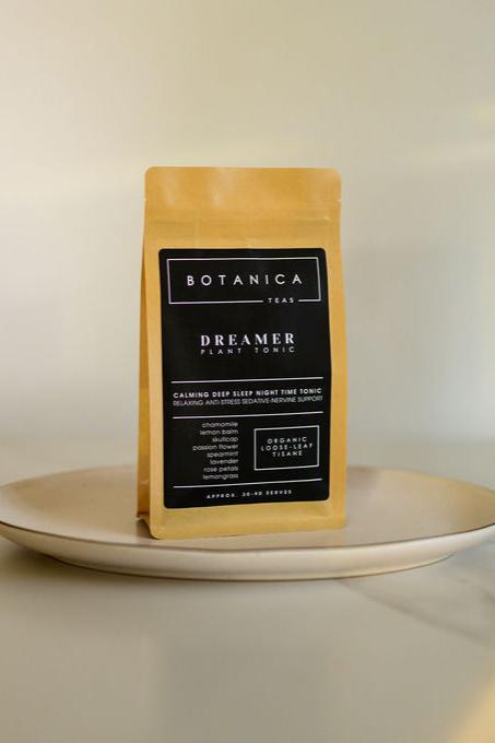 Dreamer Tisane | Chamomile & Skullcap Herbal Tea Blend – Botanica Teas